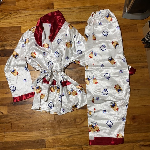 Intimates & Sleepwear | Knock Off Hello Kitty Satin Pajama Set | Poshmark
